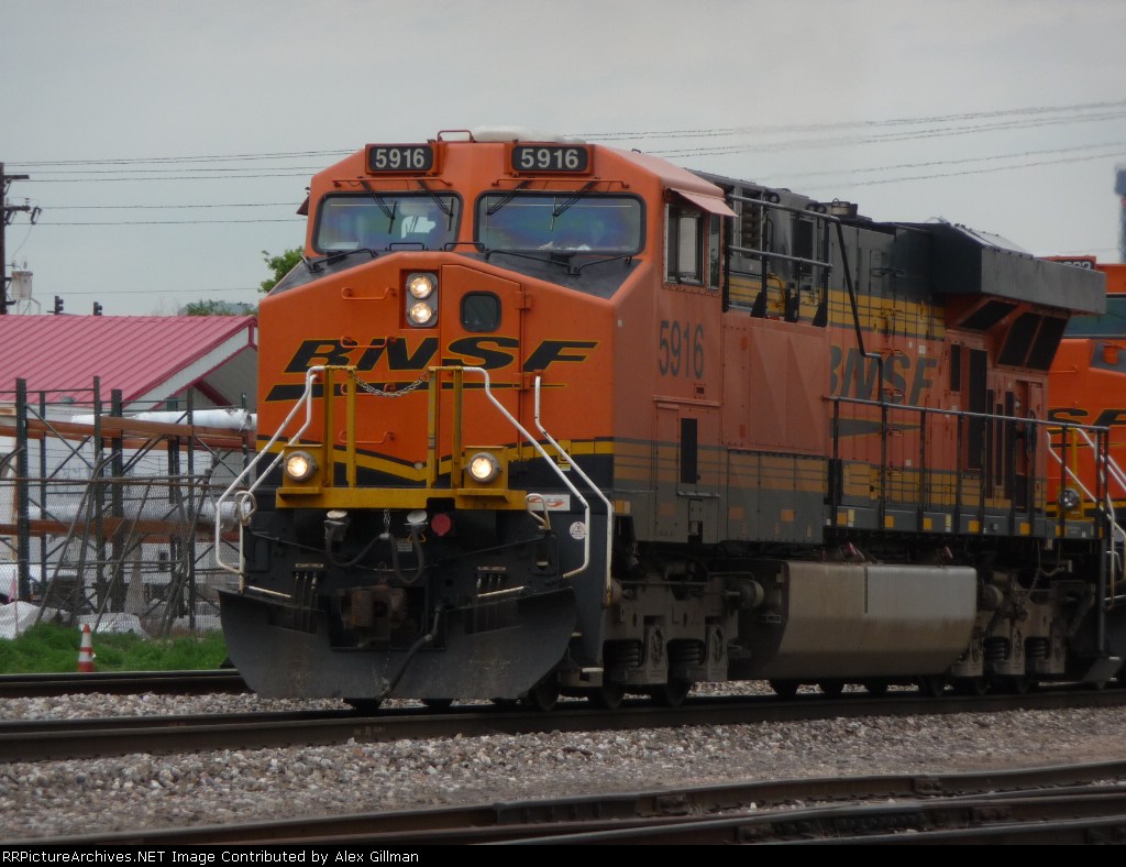 BNSF 5916 West